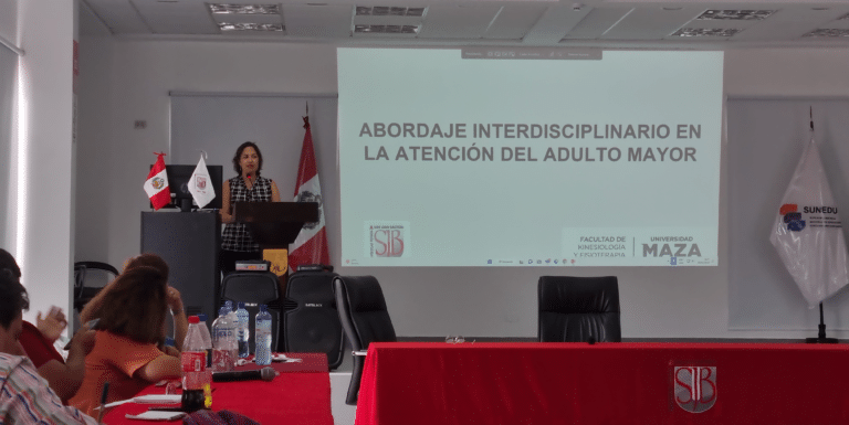Docente de UMaza de Argentina realizó conferencia sobre el abordaje interdisciplinario en la ...